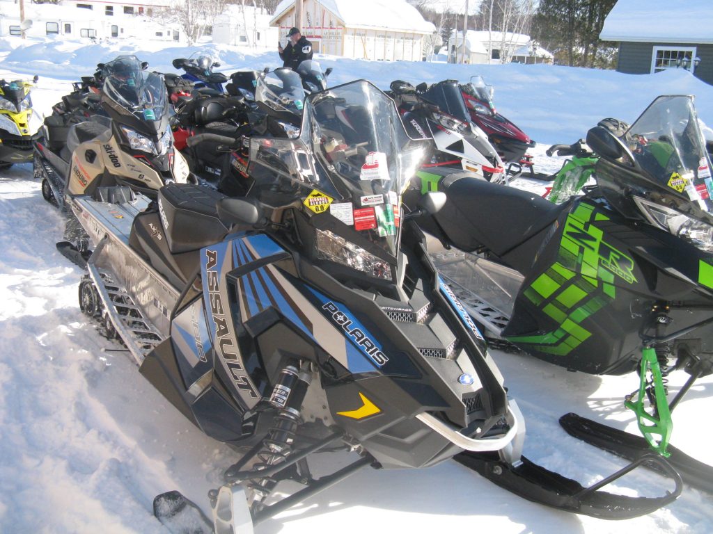 What’s New – Snowmobile Motoneige NB